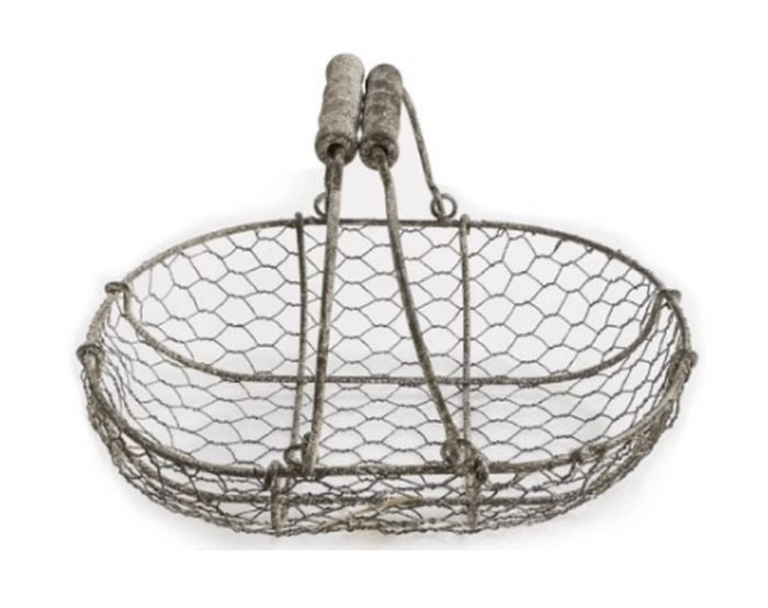 Discover the elegance of countryside chic 🌿 Rustic French Style Wire ...